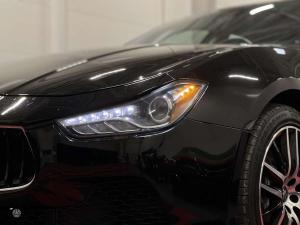 Melns Maserati Ghibli 2015 Viļņa, ar dzinēja tilpumu 3.00 L un nobraukumu 129 tūkst. km par 16499 €, foto 9 vietnē AUTOMOTO.COM.LV