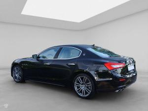 Melns Maserati Ghibli 2016 Viļņa, ar dzinēja tilpumu 3.00 L un nobraukumu 234 tūkst. km par 18000 €, foto 4 vietnē AUTOMOTO.COM.LV