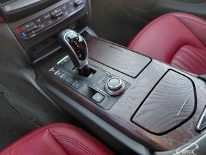 Black Maserati Ghibli 2016 in Vilnius, with an engine capacity of 2.98 L and mileage of 101 thousand km for 18900 €, photo 18 on AUTOMOTO.COM.LV