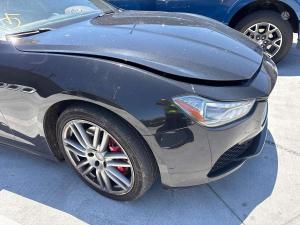 Melns Maserati Ghibli 2017 Kauņa, ar dzinēja tilpumu 2.98 L un nobraukumu 138 tūkst. km par 11300 €, foto 5 vietnē AUTOMOTO.COM.LV
