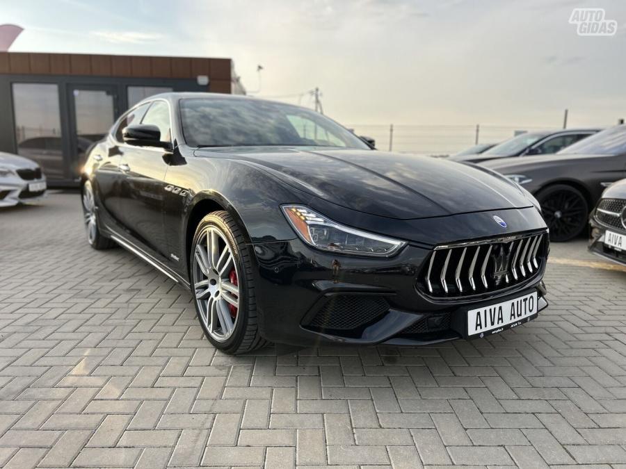 Melns Maserati Ghibli 2018 Kauņa, ar dzinēja tilpumu 3.00 L un nobraukumu 22 tūkst. km par 29000 €, foto 5 vietnē AUTOMOTO.COM.LV