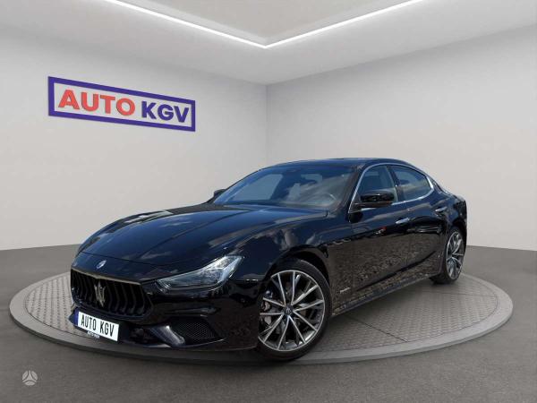 Black Maserati Ghibli 2019 in Kaunas, with an engine capacity of 3.00 L and mileage of 96 thousand km for 30999 €, photo 1 on AUTOMOTO.COM.LV