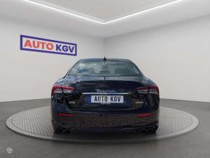 Melns Maserati Ghibli 2019 Kauņa, ar dzinēja tilpumu 3.00 L un nobraukumu 96 tūkst. km par 30999 €, foto 5 vietnē AUTOMOTO.COM.LV