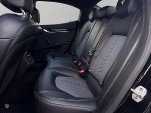 Melns Maserati Ghibli 2019 Kauņa, ar dzinēja tilpumu 3.00 L un nobraukumu 96 tūkst. km par 30999 €, foto 12 vietnē AUTOMOTO.COM.LV