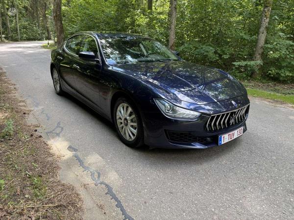 Zils Maserati Ghibli 2018 Kauņa, ar dzinēja tilpumu 2.99 L un nobraukumu 255 tūkst. km par 17000 €, foto 1 vietnē AUTOMOTO.COM.LV