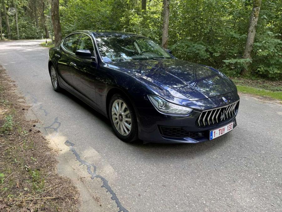 Zils Maserati Ghibli 2018 Kauņa, ar dzinēja tilpumu 2.99 L un nobraukumu 255 tūkst. km par 17000 €, foto 1 vietnē AUTOMOTO.COM.LV
