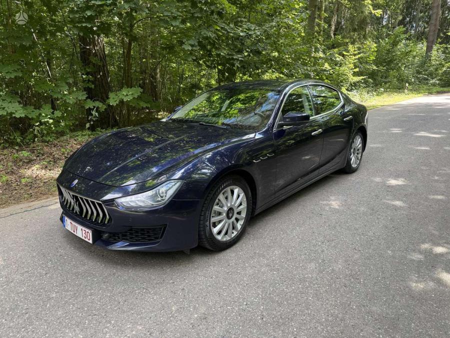 Zils Maserati Ghibli 2018 Kauņa, ar dzinēja tilpumu 2.99 L un nobraukumu 255 tūkst. km par 17000 €, foto 4 vietnē AUTOMOTO.COM.LV