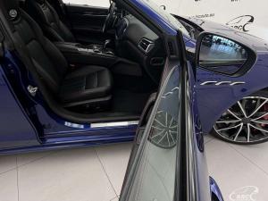 Синий Мазерати Гибли 2019 в Вильнюс, объемом двигателя 2.98 л и пробегом 65 тыс. км за 27900 €, фото 12 на AUTOMOTO.COM.LV