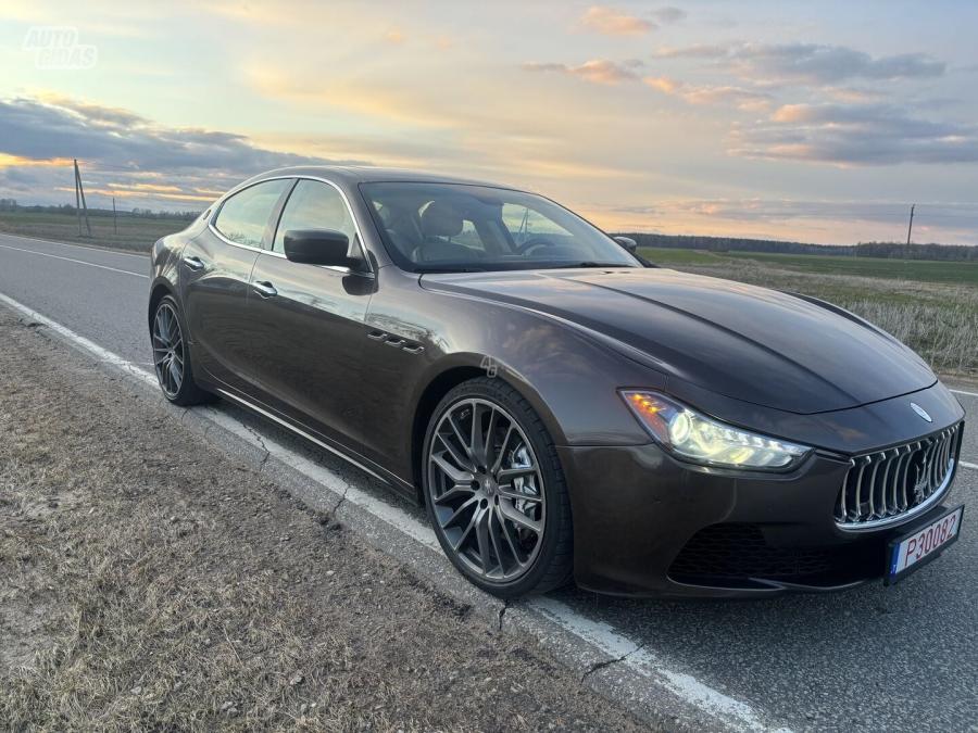 Brūns Maserati Ghibli 2014 Panevēža, ar dzinēja tilpumu 3.00 L un nobraukumu 72 tūkst. km par 18500 €, foto 8 vietnē AUTOMOTO.COM.LV