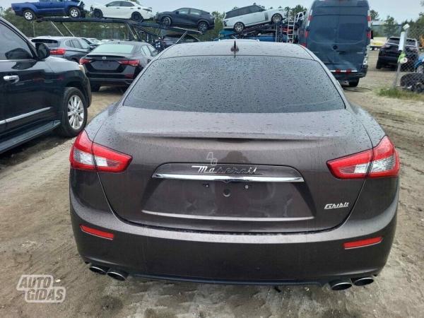 Brūns Maserati Ghibli 2016 Kauņa, ar dzinēja tilpumu 3.00 L un nobraukumu 140 tūkst. km par 6600 €, foto 3 vietnē AUTOMOTO.COM.LV