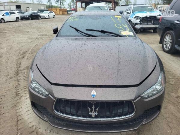 Brūns Maserati Ghibli 2016 Kauņa, ar dzinēja tilpumu 3.00 L un nobraukumu 140 tūkst. km par 6600 €, foto 4 vietnē AUTOMOTO.COM.LV