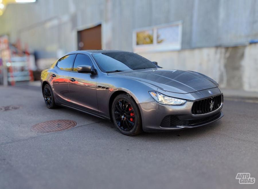 Grey Maserati Ghibli 2014 in Vilnius, with an engine capacity of 3.00 L and mileage of 150 thousand km for 14850 €, photo 7 on AUTOMOTO.COM.LV