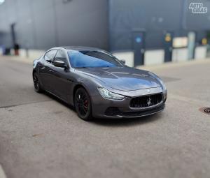 Grey Maserati Ghibli 2014 in Vilnius, with an engine capacity of 3.00 L and mileage of 150 thousand km for 14850 €, photo 10 on AUTOMOTO.COM.LV