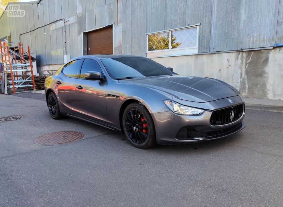 Grey Maserati Ghibli 2014 in Vilnius, with an engine capacity of 3.00 L and mileage of 150 thousand km for 14850 €, photo 21 on AUTOMOTO.COM.LV