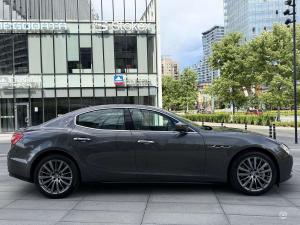 Grey Maserati Ghibli 2017 in Vilnius, with an engine capacity of 2.98 L and mileage of 63 thousand km for 20500 €, photo 5 on AUTOMOTO.COM.LV