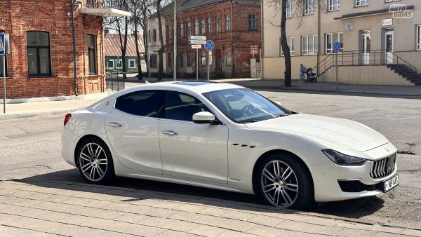 Maserati Ghibli 2019 Viļņa, ar dzinēja tilpumu 3.00 L un nobraukumu 99 tūkst. km par 33200 €, foto 2 vietnē AUTOMOTO.COM.LV