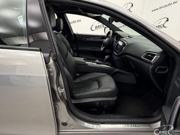 Maserati Ghibli 2019 Viļņa, ar dzinēja tilpumu 2.98 L un nobraukumu 126 tūkst. km par 27900 €, foto 5 vietnē AUTOMOTO.COM.LV
