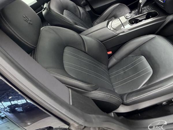 Maserati Ghibli 2019 Viļņa, ar dzinēja tilpumu 2.98 L un nobraukumu 126 tūkst. km par 27900 €, foto 6 vietnē AUTOMOTO.COM.LV