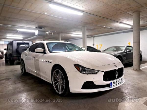 Balts Maserati Ghibli 2014 Tallina, ar dzinēja tilpumu 3.00 L un nobraukumu 35 tūkst. km par 36000 €, foto 9 vietnē AUTOMOTO.COM.LV