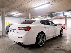 White Maserati Ghibli 2014 in Tallinn, with an engine capacity of 3.00 L and mileage of 35 thousand km for 36000 €, photo 10 on AUTOMOTO.COM.LV