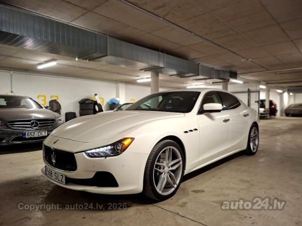 Balts Maserati Ghibli 2014 Tallina, ar dzinēja tilpumu 3.00 L un nobraukumu 35 tūkst. km par 31900 €, foto 3 vietnē AUTOMOTO.COM.LV