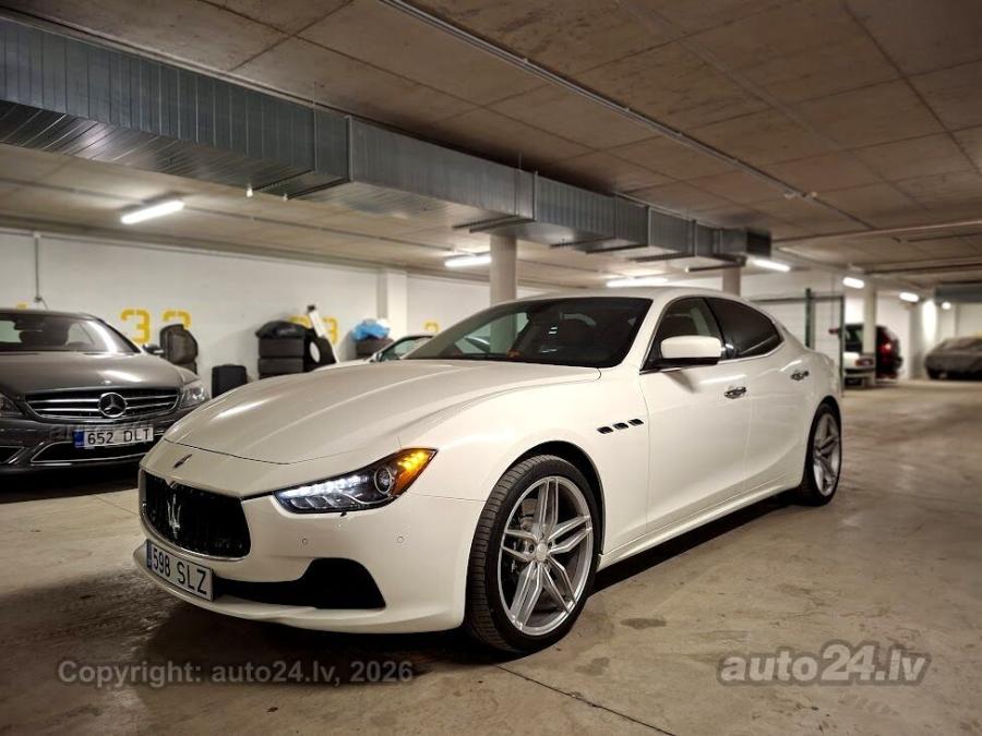 White Maserati Ghibli 2014 in Tallinn, with an engine capacity of 3.00 L and mileage of 35 thousand km for 31900 €, photo 4 on AUTOMOTO.COM.LV