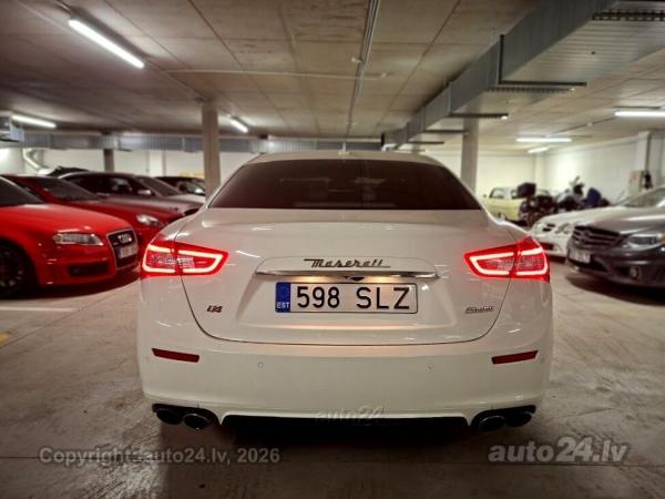 Balts Maserati Ghibli 2014 Tallina, ar dzinēja tilpumu 3.00 L un nobraukumu 35 tūkst. km par 31900 €, foto 7 vietnē AUTOMOTO.COM.LV
