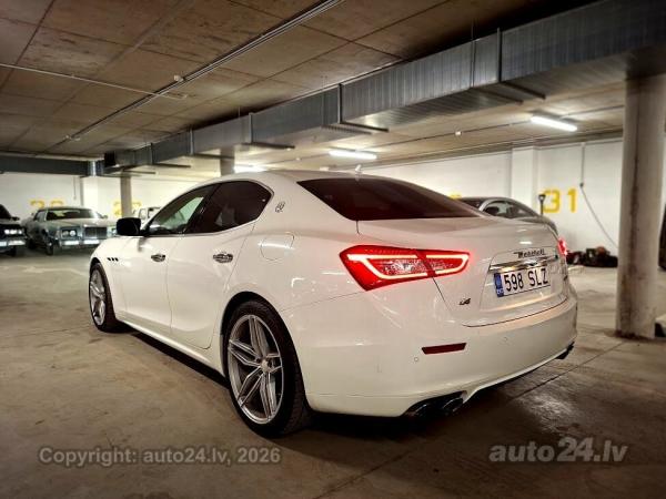 Balts Maserati Ghibli 2014 Tallina, ar dzinēja tilpumu 3.00 L un nobraukumu 35 tūkst. km par 31900 €, foto 8 vietnē AUTOMOTO.COM.LV