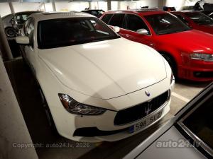 White Maserati Ghibli 2014 in Tallinn, with an engine capacity of 3.00 L and mileage of 35 thousand km for 31900 €, photo 19 on AUTOMOTO.COM.LV