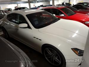 White Maserati Ghibli 2014 in Tallinn, with an engine capacity of 3.00 L and mileage of 35 thousand km for 31900 €, photo 20 on AUTOMOTO.COM.LV