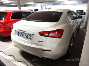 White Maserati Ghibli 2014 in Tallinn, with an engine capacity of 3.00 L and mileage of 35 thousand km for 31900 €, photo 21 on AUTOMOTO.COM.LV