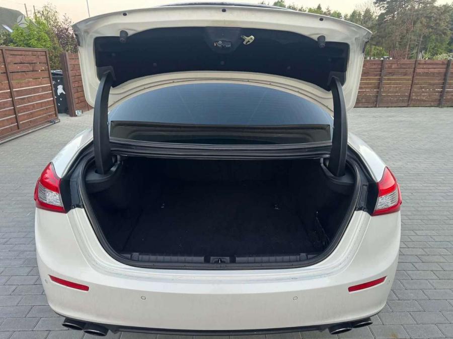 Balts Maserati Ghibli 2014 Mažeikiai, ar dzinēja tilpumu 2.99 L un nobraukumu 196 tūkst. km par 15500 €, foto 12 vietnē AUTOMOTO.COM.LV