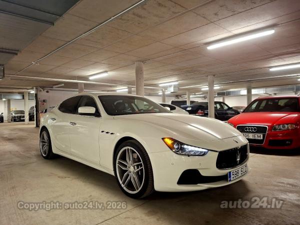 Balts Maserati Ghibli 2014 Tallina, ar dzinēja tilpumu 3.00 L un nobraukumu 35 tūkst. km par 29900 €, foto 1 vietnē AUTOMOTO.COM.LV