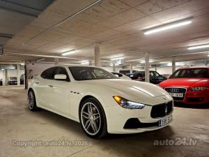 Balts Maserati Ghibli 2014 Tallina, ar dzinēja tilpumu 3.00 L un nobraukumu 35 tūkst. km par 29900 €, foto  vietnē AUTOMOTO.COM.LV