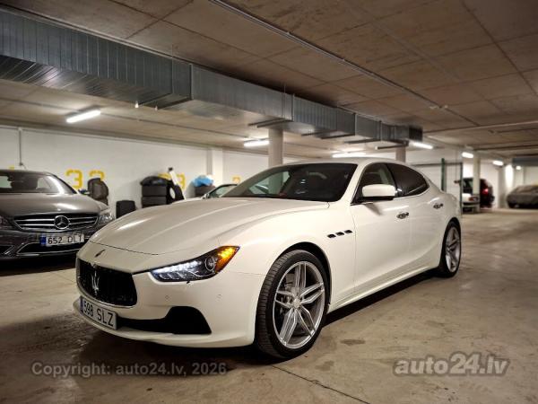 Balts Maserati Ghibli 2014 Tallina, ar dzinēja tilpumu 3.00 L un nobraukumu 35 tūkst. km par 29900 €, foto 5 vietnē AUTOMOTO.COM.LV