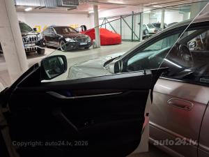 Balts Maserati Ghibli 2014 Tallina, ar dzinēja tilpumu 3.00 L un nobraukumu 35 tūkst. km par 29900 €, foto 15 vietnē AUTOMOTO.COM.LV
