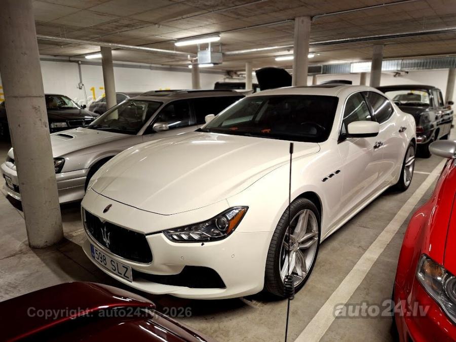 Balts Maserati Ghibli 2014 Tallina, ar dzinēja tilpumu 3.00 L un nobraukumu 35 tūkst. km par 29900 €, foto 16 vietnē AUTOMOTO.COM.LV