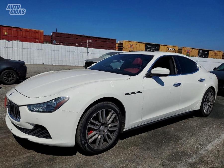 Balts Maserati Ghibli 2017 Klaipėda, ar dzinēja tilpumu 3.00 L un nobraukumu 51 tūkst. km par 15000 €, foto 1 vietnē AUTOMOTO.COM.LV