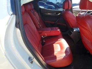 Balts Maserati Ghibli 2017 Klaipėda, ar dzinēja tilpumu 3.00 L un nobraukumu 51 tūkst. km par 15000 €, foto 11 vietnē AUTOMOTO.COM.LV
