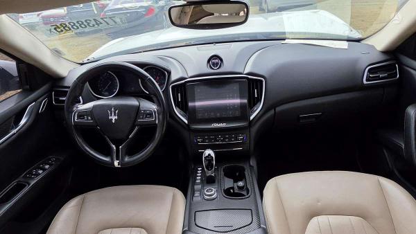 Balts Maserati Ghibli 2017 Šauļi, ar dzinēja tilpumu 2.98 L un nobraukumu 153 tūkst. km par 6990 €, foto 5 vietnē AUTOMOTO.COM.LV