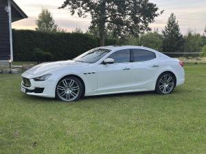 Balts Maserati Ghibli 2019 Viļņa, ar dzinēja tilpumu 2.98 L un nobraukumu 101 tūkst. km par 31200 €, foto 21 vietnē AUTOMOTO.COM.LV