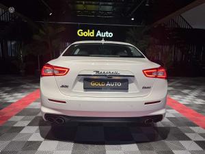 Balts Maserati Ghibli 2020 Viļņa, ar dzinēja tilpumu 2.98 L un nobraukumu 91 tūkst. km par 25000 €, foto 6 vietnē AUTOMOTO.COM.LV