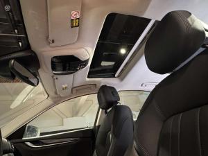 Balts Maserati Ghibli 2020 Viļņa, ar dzinēja tilpumu 2.98 L un nobraukumu 91 tūkst. km par 25000 €, foto 14 vietnē AUTOMOTO.COM.LV