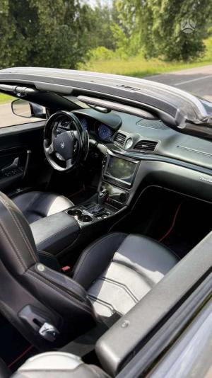 Grey Maserati GranCabrio 2014 in Vilnius, with an engine capacity of 4.69 L and mileage of 47 thousand km for 52000 €, photo 4 on AUTOMOTO.COM.LV