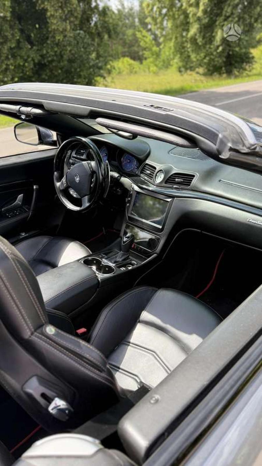 Grey Maserati GranCabrio 2014 in Vilnius, with an engine capacity of 4.69 L and mileage of 47 thousand km for 52000 €, photo 4 on AUTOMOTO.COM.LV