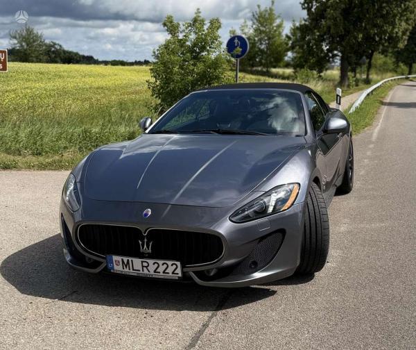 Pelēks Maserati GranCabrio 2014 Viļņa, ar dzinēja tilpumu 4.69 L un nobraukumu 47 tūkst. km par 52000 €, foto 5 vietnē AUTOMOTO.COM.LV