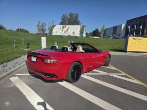 Red Maserati GranCabrio 2014 in Vilnius, with an engine capacity of 4.69 L and mileage of 70 thousand km for 53000 €, photo 7 on AUTOMOTO.COM.LV