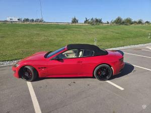 Red Maserati GranCabrio 2014 in Vilnius, with an engine capacity of 4.69 L and mileage of 70 thousand km for 53000 €, photo 9 on AUTOMOTO.COM.LV