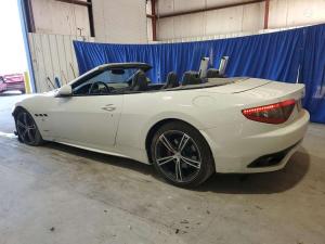 White Maserati GranCabrio 2015 in Vilnius, with an engine capacity of 4.69 L and mileage of 78 thousand km for 26900 €, photo 5 on AUTOMOTO.COM.LV