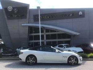 White Maserati GranCabrio 2015 in Vilnius, with an engine capacity of 4.69 L and mileage of 78 thousand km for 26900 €, photo 21 on AUTOMOTO.COM.LV